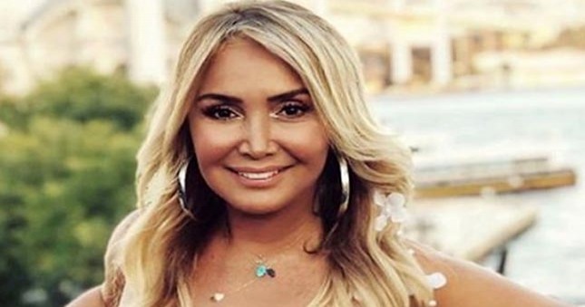Yonca Evcimik kimdir kaç yaşında nereli?